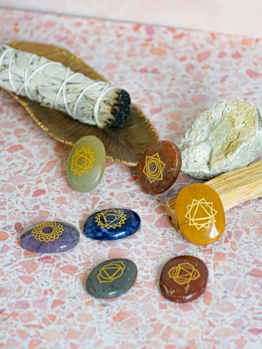 7 Chakra Stone Box Set with Guide to Practicing Chakra Healing